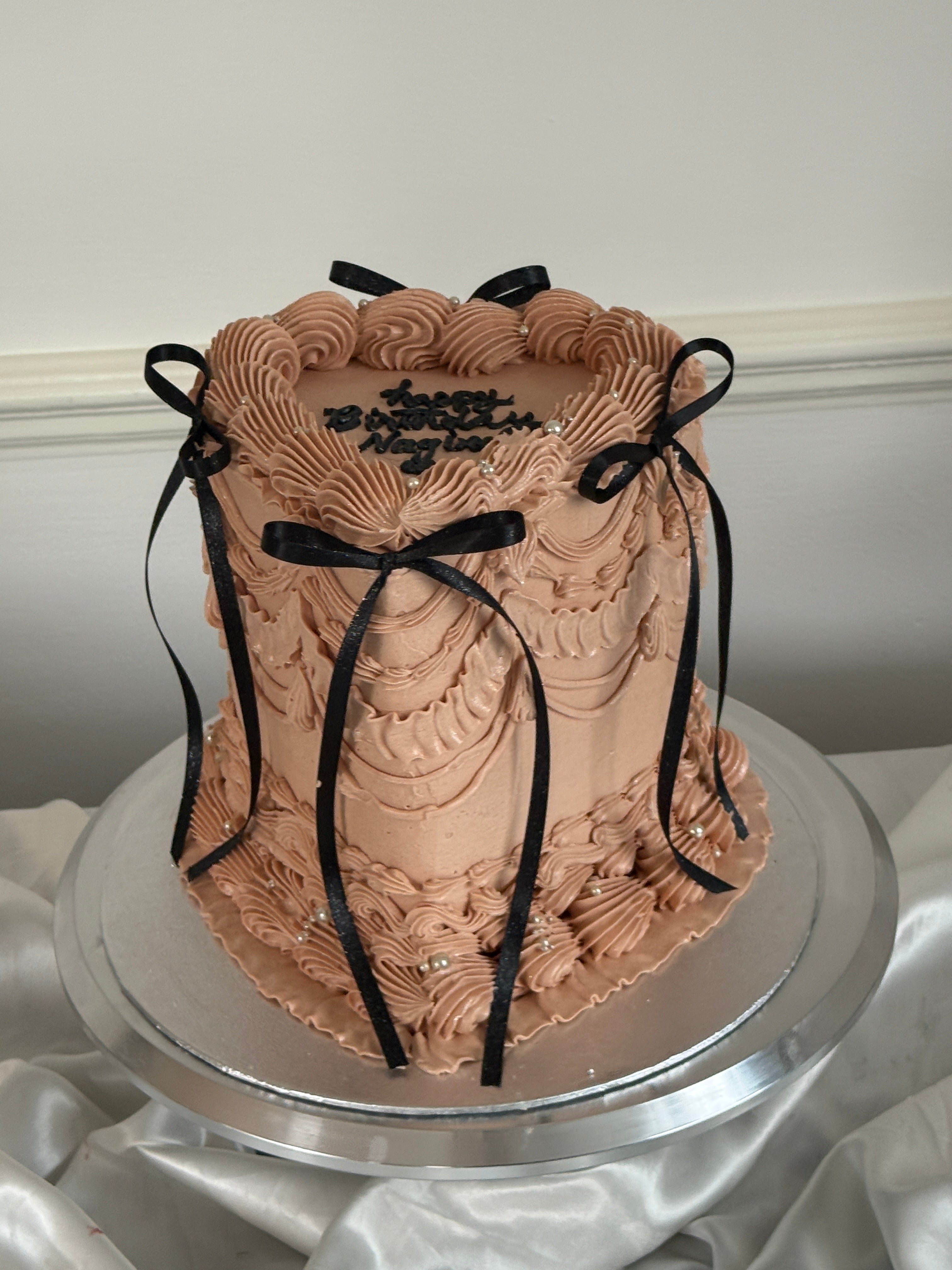 Chocolate Cake Delivery in Dagenham, London | Cake Trays - Cake Trays