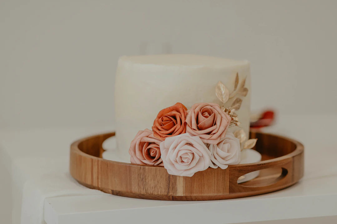 Elegant Wedding & Nikkah Cakes in East Ham – Customised for You - Cake ...