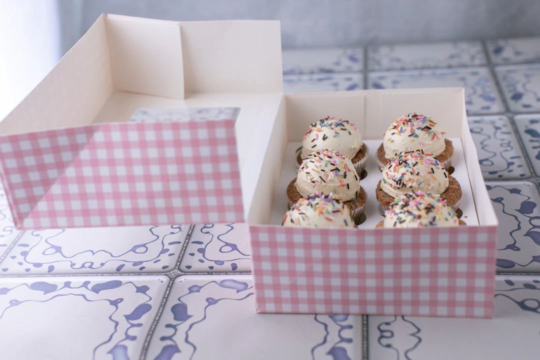 Beautifully Crafted Cake Gift Boxes for Every Celebration - Cake Trays