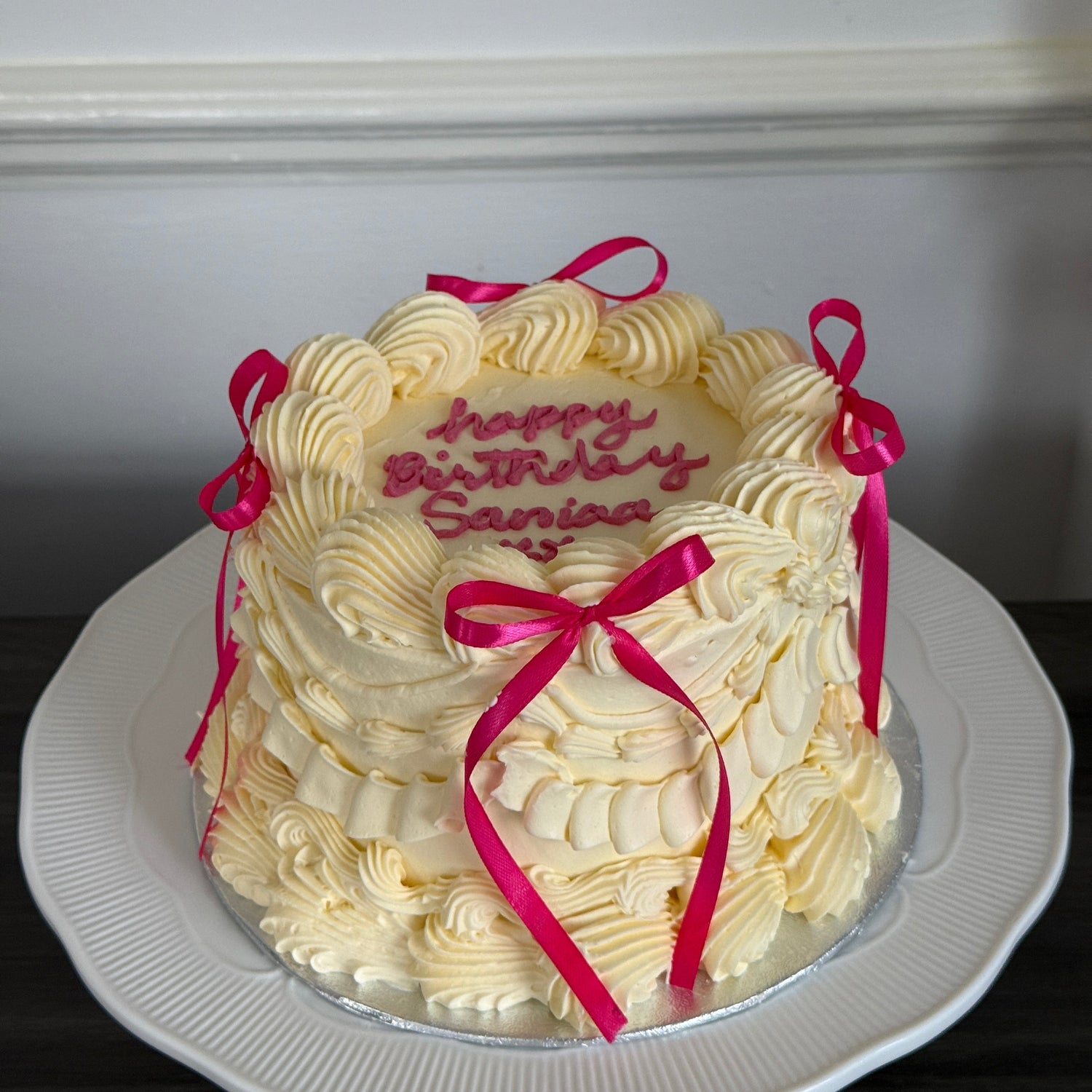 Same Day Birthday Cake Delivery in Ilford | Cake Trays - Cake Trays